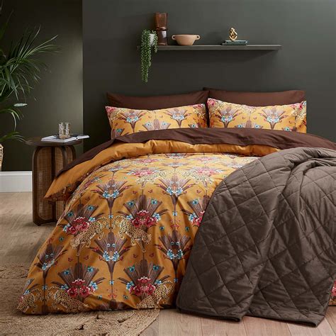 Castleton Bedspread Dunelm