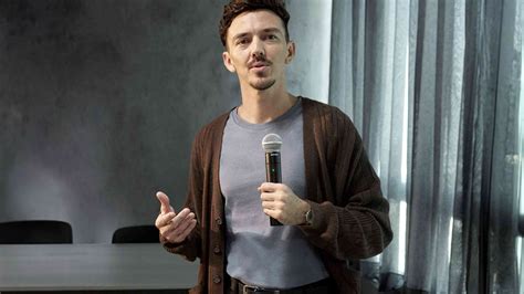 Announcing The Mxw Next Wireless Microphone System From Shure B H Explora