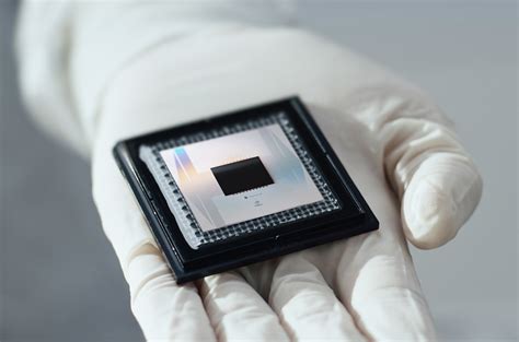 Google passes milestone on road to an error-free quantum computer ...