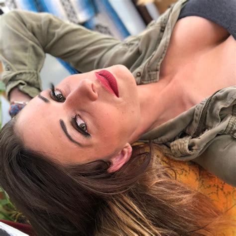 This Girl Buzzcuts Herself Haircut Headshave And Bald Fetish Blog