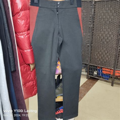 Бүх төрлийн барааг бөөнөөр бөөний үнээр зарах нээлттэй групп Хай манайхаан Солонгосоос ирсэн