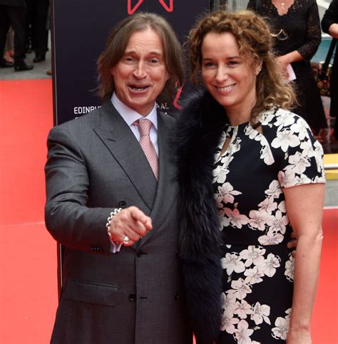 Robert Carlyle Harvey Carlyle