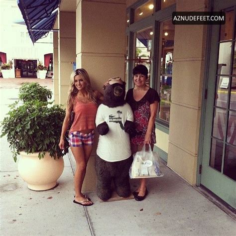 Casey Luckey Feet Aznudefeet