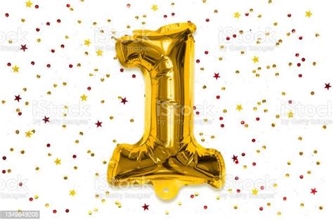 황금 호일로 만든 풍선의 수 여러 가지 빛깔의 스팽글과 흰색 배경에 번호 하나 0명에 대한 스톡 사진 및 기타 이미지 0명 1 개체 그룹 Istock