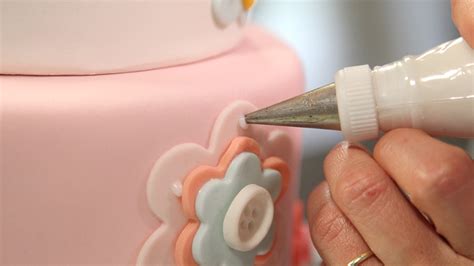 Basic Fondant Techniques Creative Cake Design