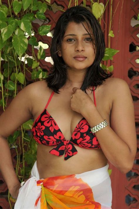 Sri Lankan Actress Sexy Cumception