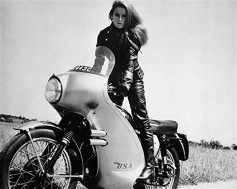Luciana Paluzzi In Thunderball 1965 Luciana Paluzzi James Bond