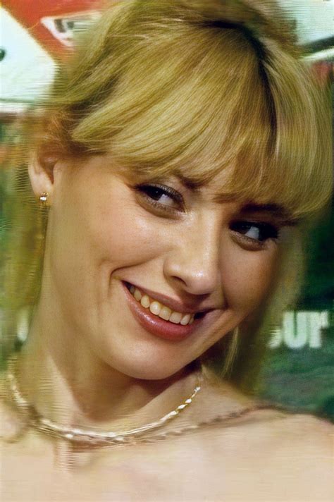 Laura Clair Profile Images The Movie Database Tmdb