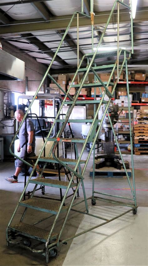 Tall Rolling Commercial Safety Ladder 10 Steps Oahu Auctions