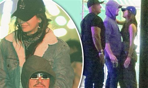 Leonardo Dicaprio Gets Handsy With Rumored Love Camila Morrone Leonardo Dicaprio Leo