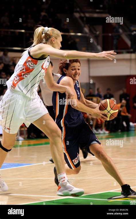 Maria Stepanova Basketball