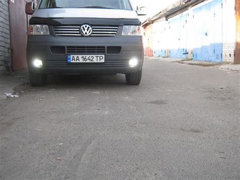 Лед в противотуманки . — Volkswagen Transporter T5, 2,5 л, 2008 года ...