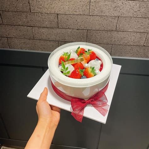 하람 On Instagram 올해 시작부터 새해복과 몸무게 3키로 를 받았는데 더 찔것같다 헿헿 앞자리만 안 바뀌길