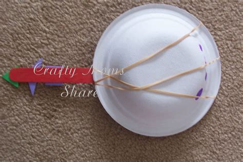 Crafty Moms Share Homemade String Instruments