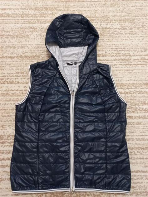 Жилет — ціна 450 грн у каталозі Жилетки Купити жіночі речі за доступною ціною на Шафі Україна