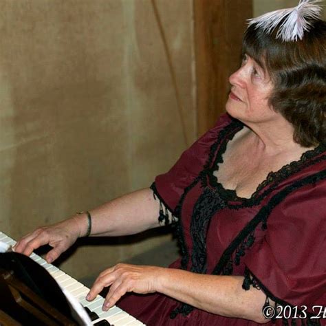 Gallery Ellen Hoffman Music