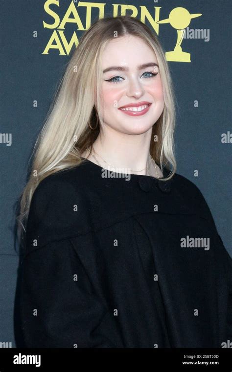 Ca 02nd Feb 2025 Isabella Crovetti At Arrivals For 52nd Annual
