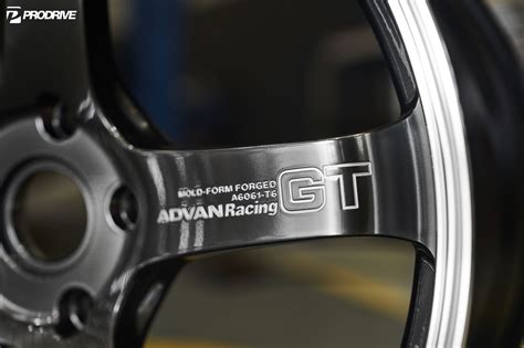 Porsche 992 Carrera T ล้อ Yokohama Advan Gt Prodrive Thailand