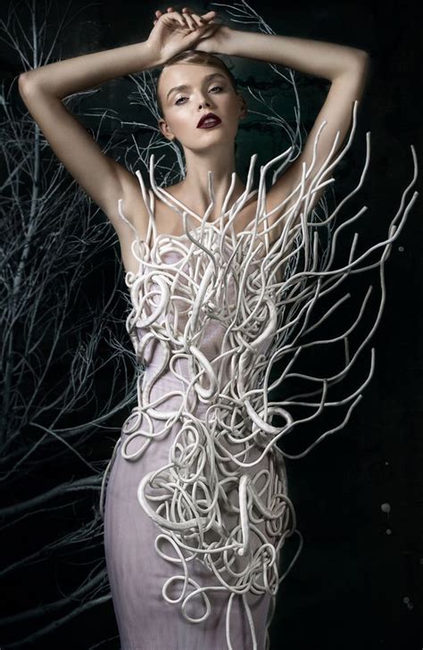Pin By Саная Джевалева On 🫶🏻⚜️fashion And Designs⚜️🫶🏻 Futuristic
