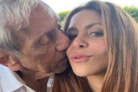Pai De Shakira é Novamente Internado Em Barcelona