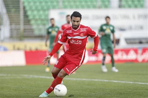 سیامک نعمتی زیر تیغ جراحان خواهد رفت؛ دوری حداقل یک ماهه سیامک از