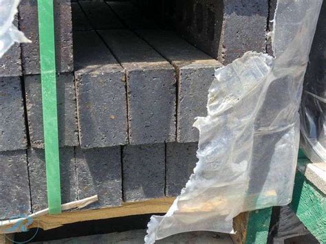 2 Pallets Of Black Opal 1494 225 Norman Matte Bricks Roller Auctions