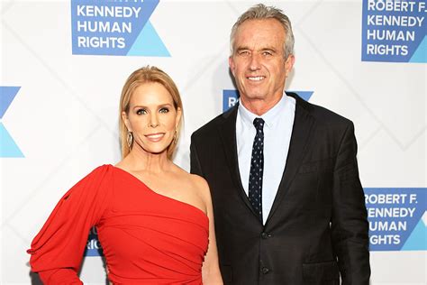 Cheryl Hines Criticizes Husband Robert F Kennedy Jr S Anne Frank