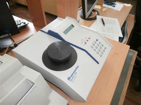 Институт по физикохимия БАН Pycnometer Accupyc 1330