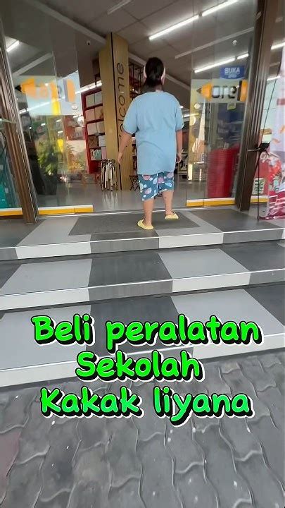 Beli peralatan sekolah kakak liyana #Trending #viral #badut #bebek #hantu #games - YouTube