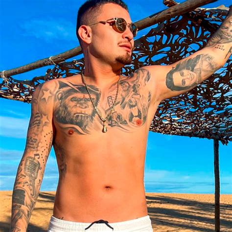 🔞 18 gostoso 10 fotos do mc gui a fazenda 13 sem camisa e de cueca