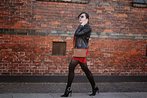 Red And Black Fashion In The Air