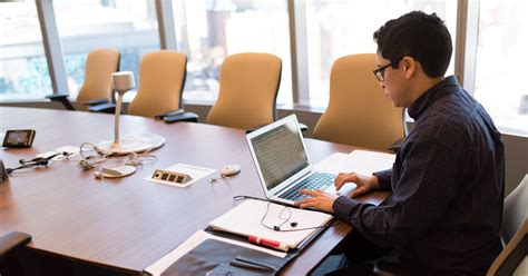 Web Analyst Job Description