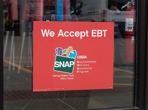 Trump Administration To Partially Pay Snap Benefits What It Means For