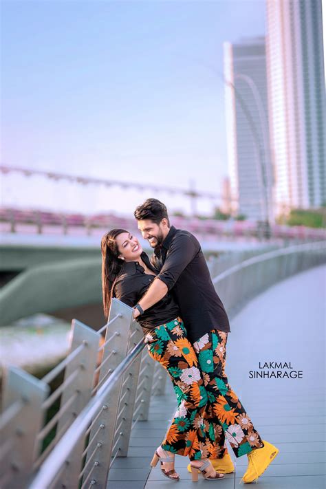 මෙන්න සංගීත් දිනී දෙන්නා එකතු වෙලා ඒ දෙන්නාගේ වෙඩින් එකට ලස්සන ෆ්‍රී