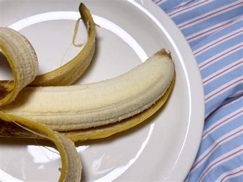 바나나껍질 일반쓰레기 Vs 음식물 쓰레기 옳은 배출방법 W 바나나껍질 비료 사용 네이버 블로그