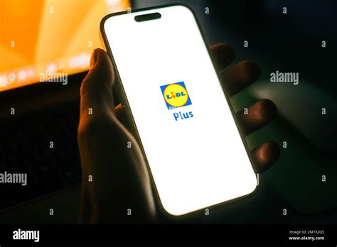 Lidl Card Hi Res Stock Photography And Images Alamy