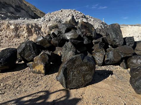Rock Basalt Boulders 2 4 Ft Geneva Rock Products Rock Basalt Boulders 2 4 Ft Geneva Rock Products