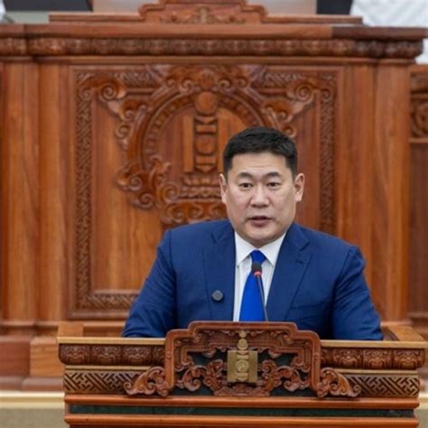 Л Оюун Эрдэнэ Олон нийтэд хүлээн зөвшөөрөгдсөн уул уурхайн салбар хөрөнгө оруулалтын шинэ