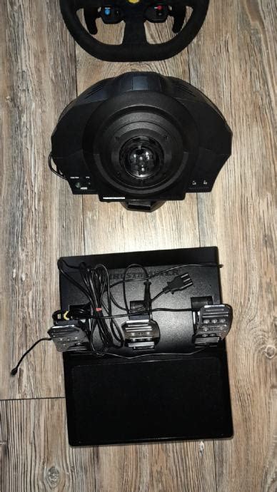 Thrustmaster T300 Ferrari Alcantara Edition