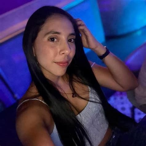 Mayra Alejandra Arias Mayraariasz • Threads Say More