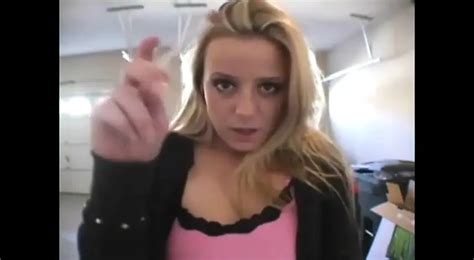 Vidéos Porno Cigarette Gratuites Xhamster