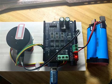 【花雕学编程】arduino动手做（222） Simple Foc Shield V204 无刷电机驱动板 行者花雕 博客园
