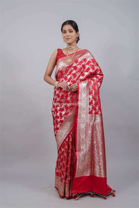 How To Wear A Saree Different Types Of Saree Wearing Styles Culturalsaree How To Wear A Saree