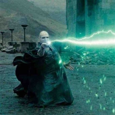 Quiz Choisis Une Baguette Un Sortilège Et Une Maison Dans Harry