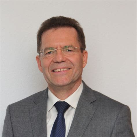 Thomas Schlenker Wirtschaftsprüfer Steuerberater Xing