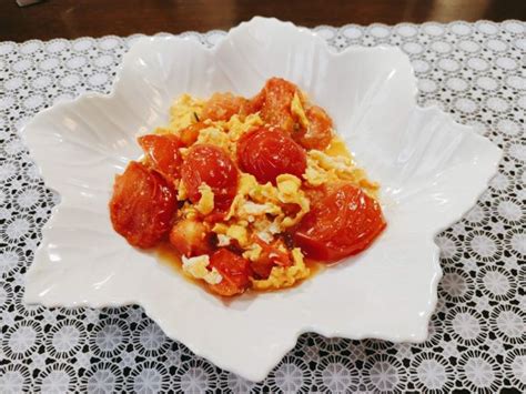 ド定番の中国料理「西红柿炒鸡蛋トマトと卵の炒めもの」の作り方 超世大學 Overseauniversity