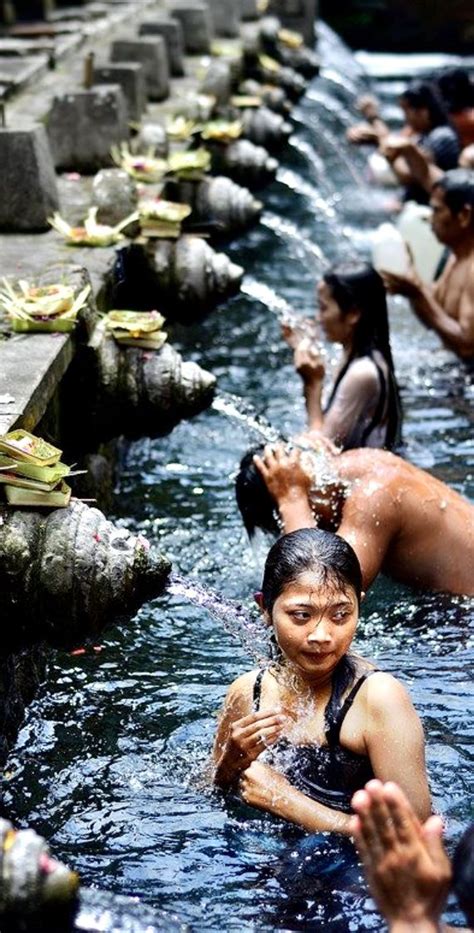 Pura Tirta Empul Bali Indonesia Photo By Paulo Joaquin Campos Flickr