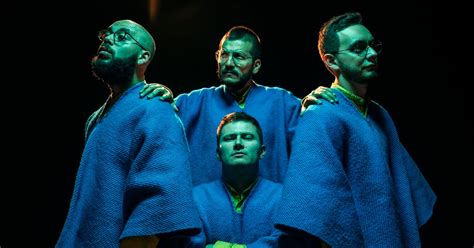 ‘nueva tierra el más reciente álbum de los rolling ruanas que rinde