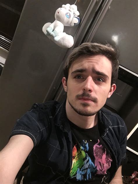 131 Best Alolan Vulpix Images On Pholder Shiny Pokemon Pokemon Sword