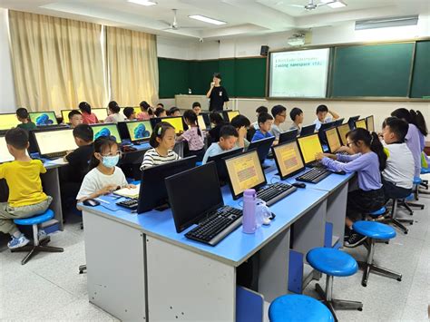 2024年鄞州区小学生c 公益编程启蒙培训在宋诏桥小学、学士小学同步启动